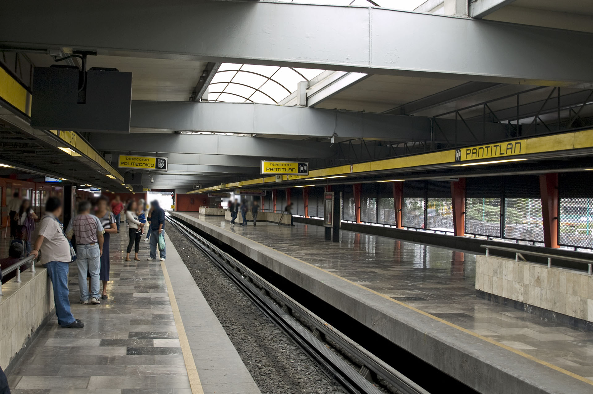 Pantitlán Metro - Metro CDMX